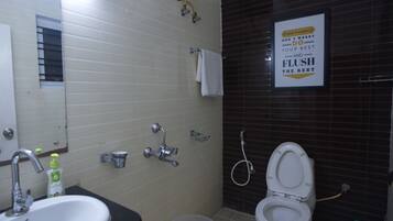 Artigos de higiene pessoal grátis, toalhas fornecidas, sabão