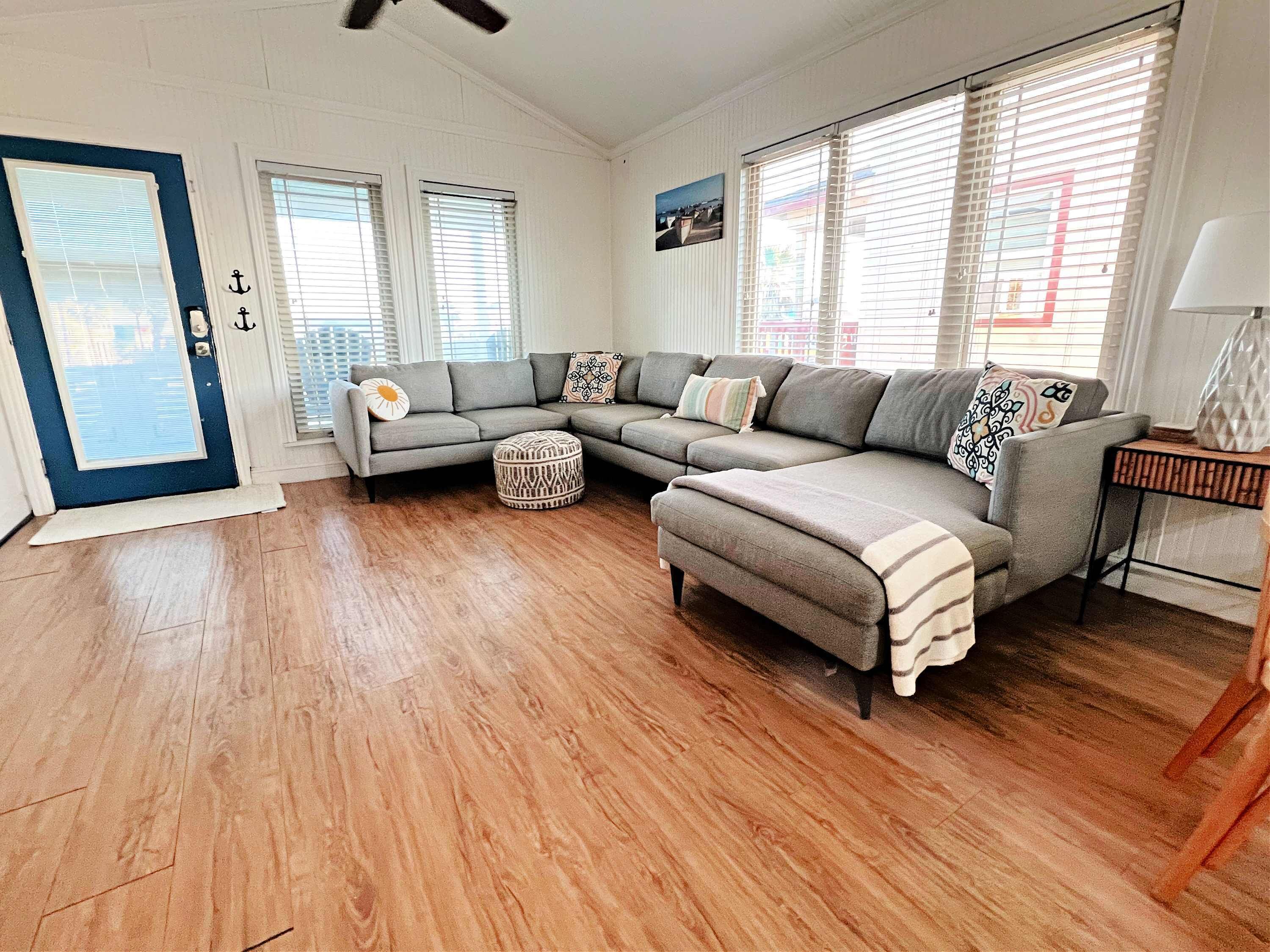 Surf & Turf - Laid Back Slice Of Island Life - Surfside Beach, TX