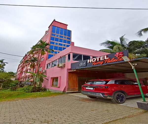 Hotel Famy Palace - Assam
