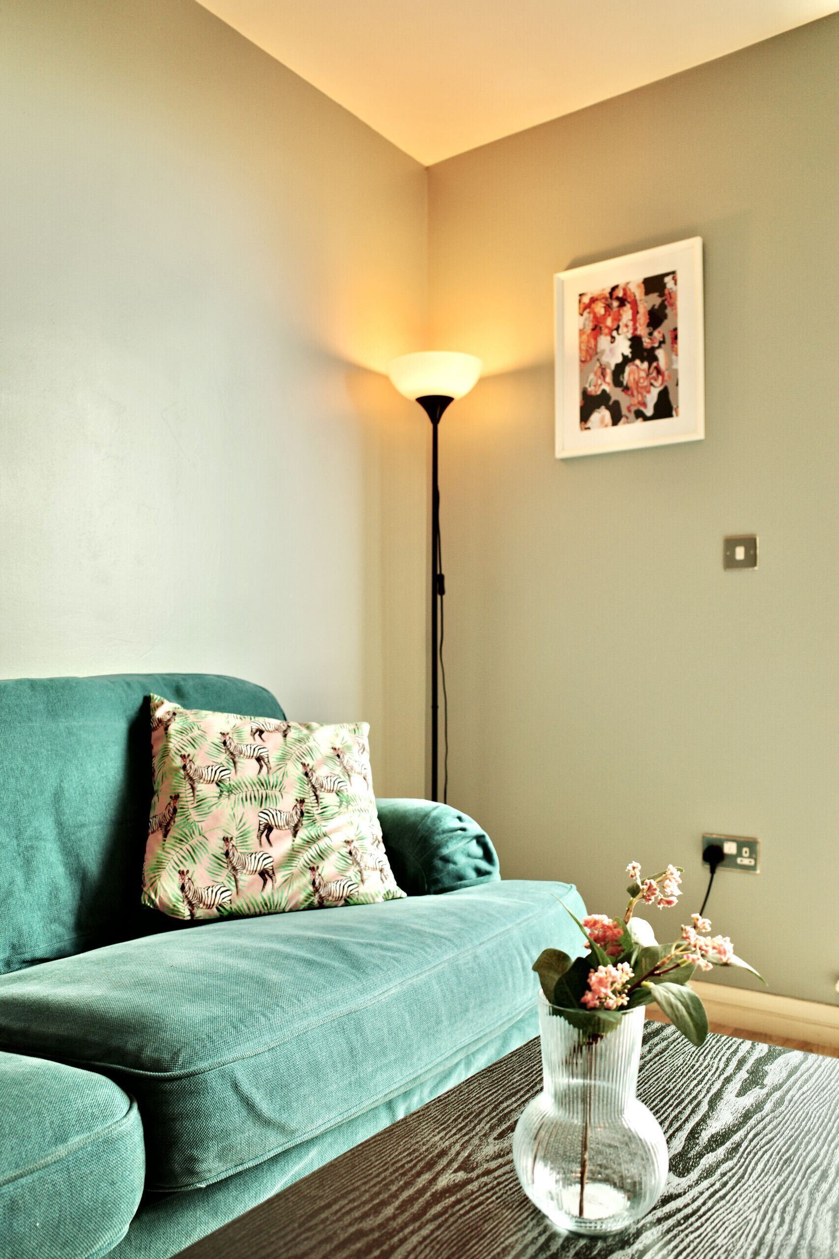 Central 2br Birmingham Apt - Free Parking - Birmingham