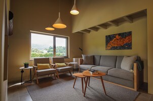 Casa Familiar, vista para a montanha, junto ao jardim | Sala de estar