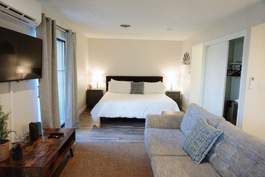 Charming Studioamazing Locationking-size Bed - University of Utah Hospital, Salt Lake City
