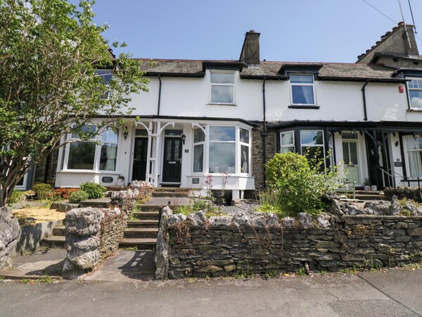 Poppy Cottage - Bowness-on-Windermere