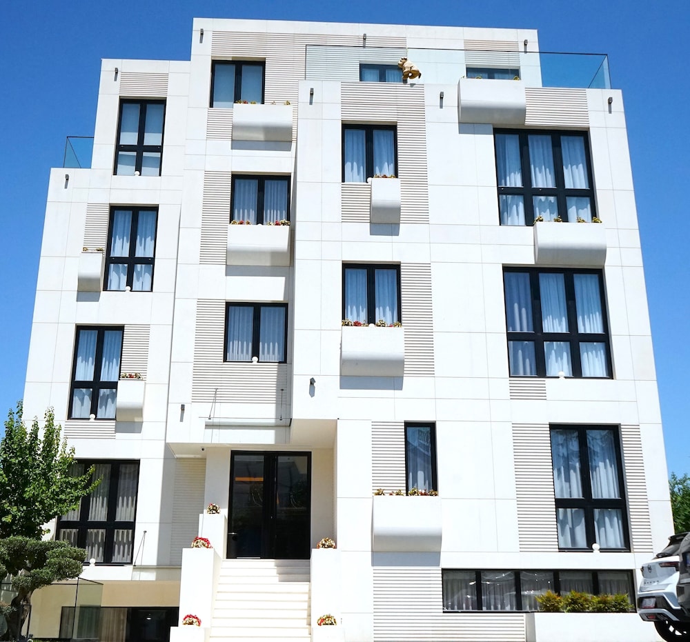 Arbnor Boutique Hotel - Tirana