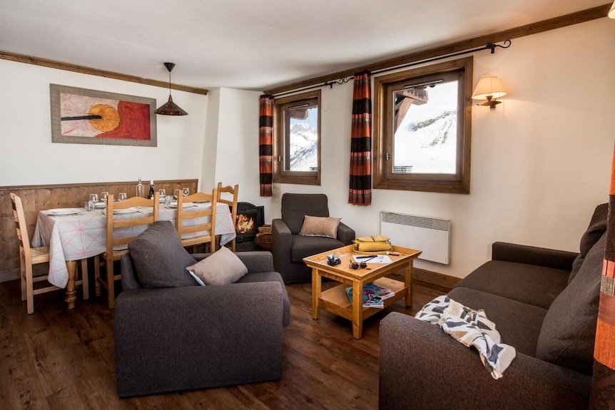 Wifi, Skivakanties Aan De Piste, Balkon, Open Haard Of Houtkachel, Televisie, Ski-kluis, 65m² - Tignes