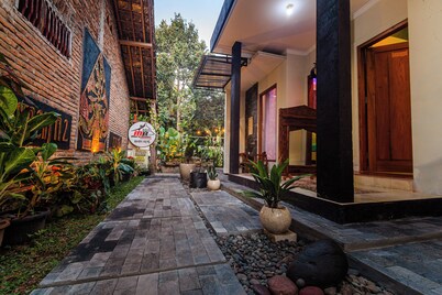 Morobudur Guesthouse