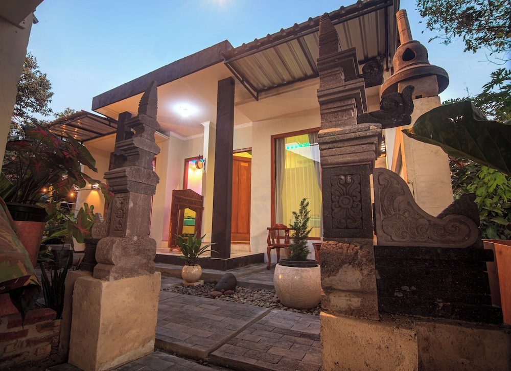 Morobudur Homestay - Borobudur