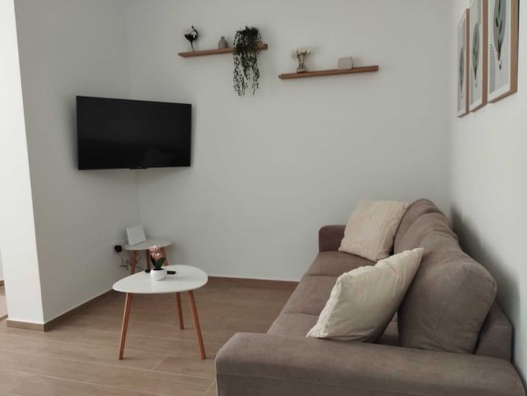 Summer Dreams Is A Typically Family-owned Guesthouse - Porto Sant'Elpidio