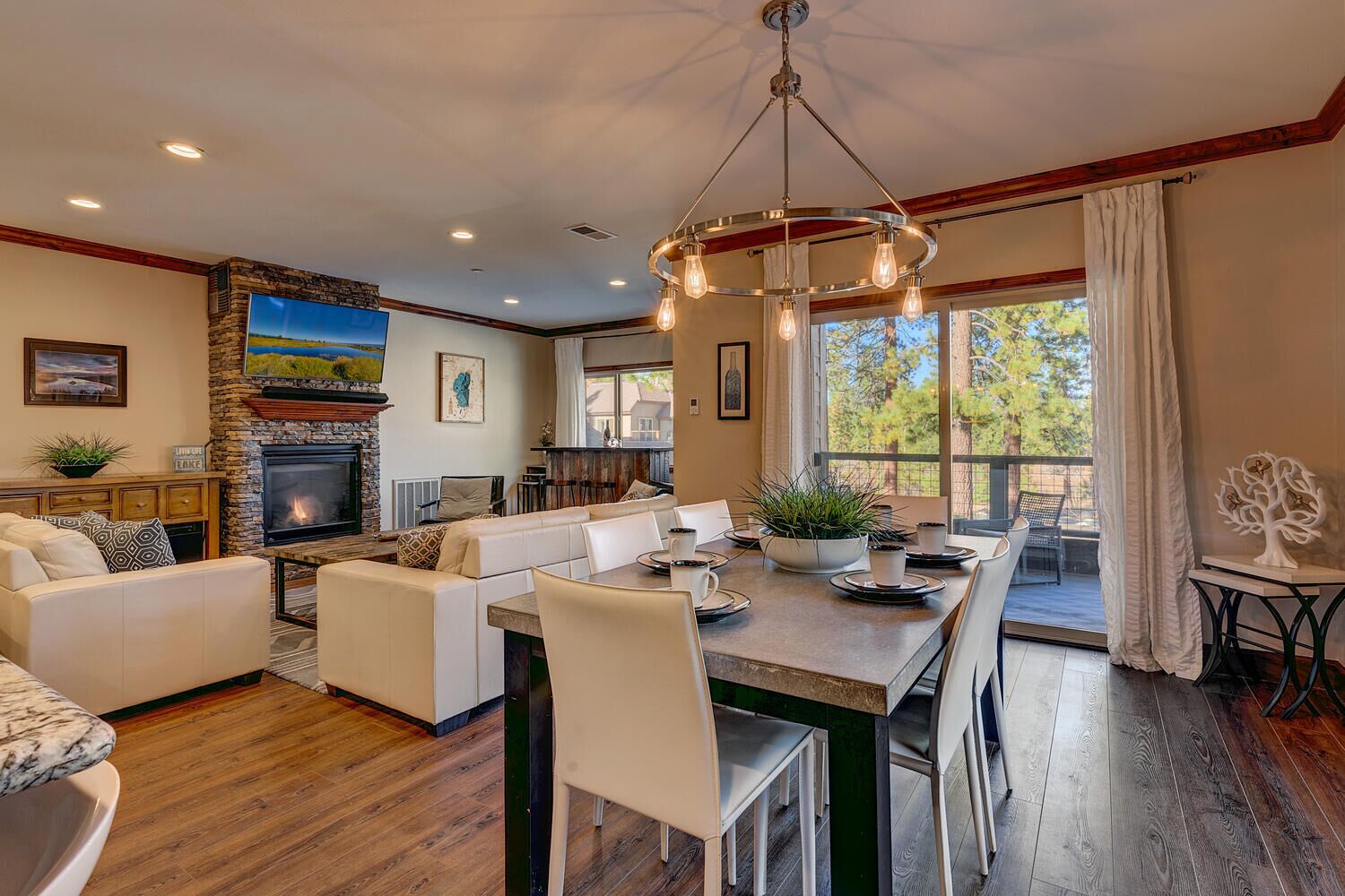 Upscale Townhouse Walk To Heavenly, Casinos And Beach - Tw401 - South Lake Tahoe, CA