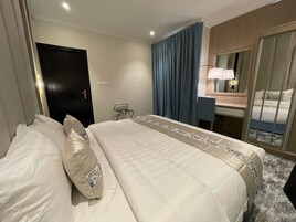 Quarto Duplo Familiar, 1 quarto, Vista para a cidade | Wi-fi grátis 