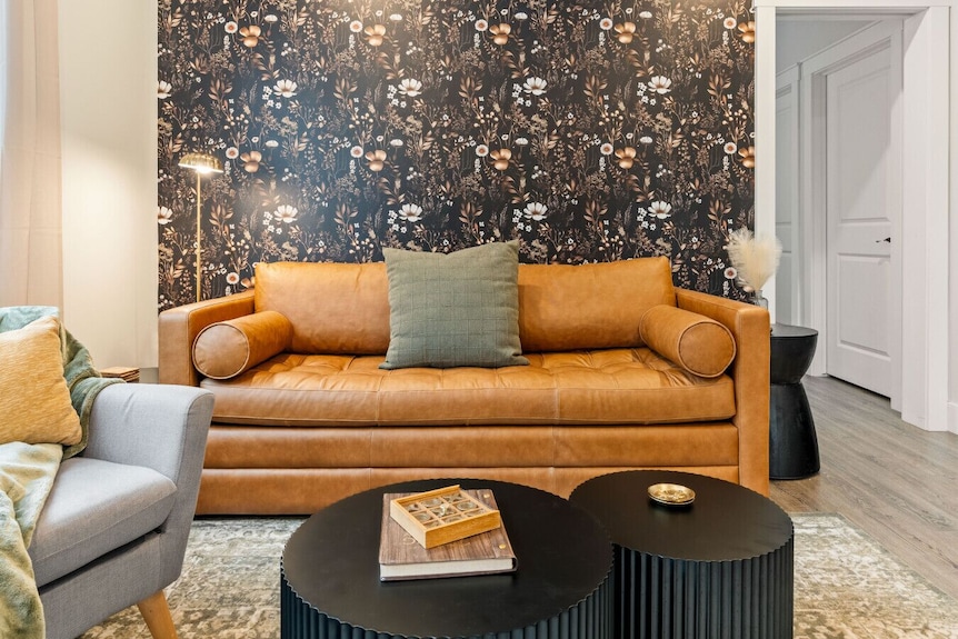 Stone & Flora 2br Condo Near Downtown And Bay - Traverse City, MI