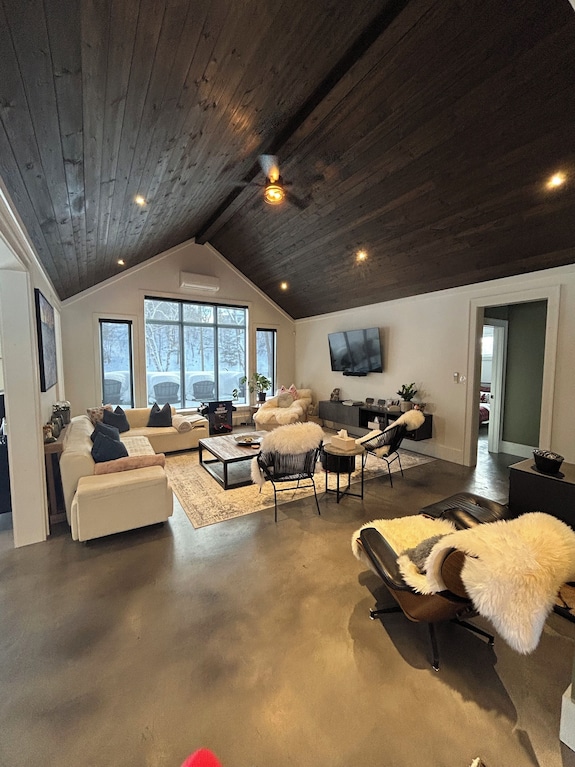 Hot Tub, Sauna, Auto Generator, In Town Of Bracebridge, Dock-water Toys, Pets Ok - Bracebridge