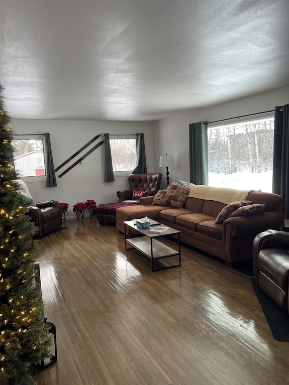 Chill Out With A Charming 2-bedroom House In Ironwood With Wifi And Ac - Ironwood, MI