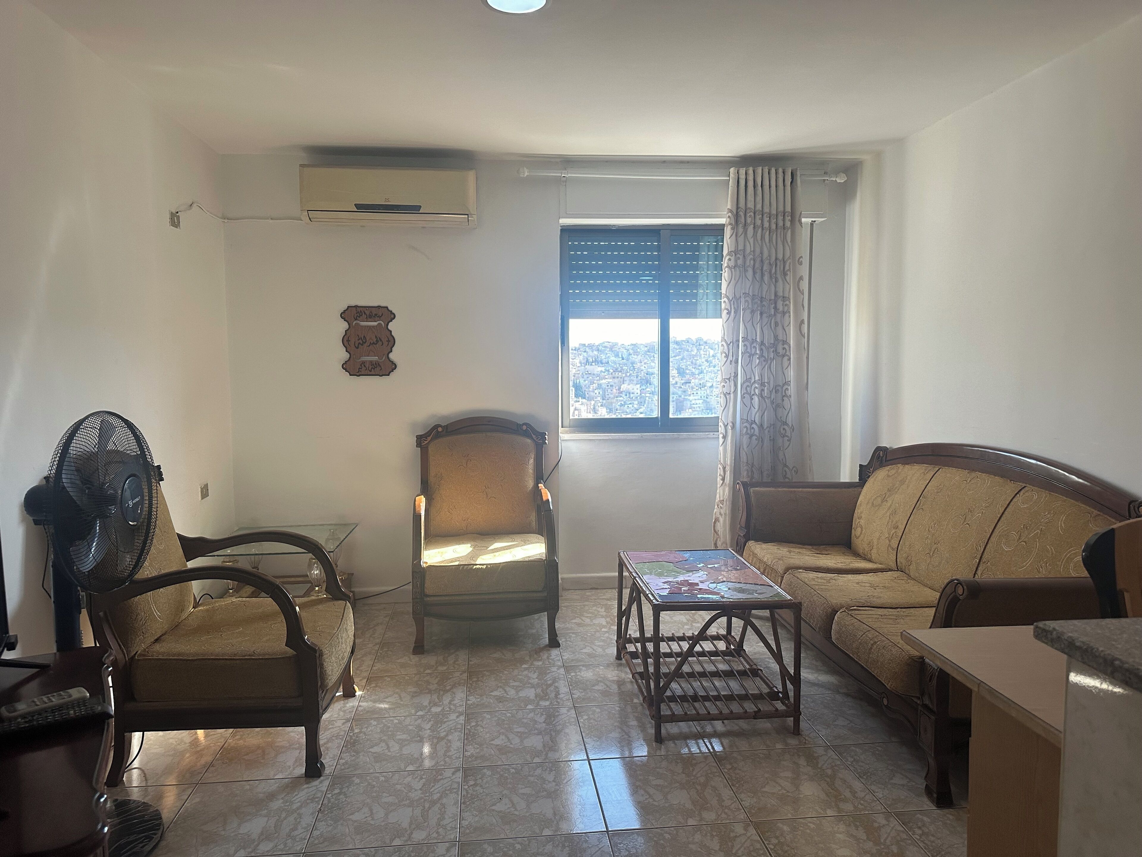 Charming 1-bedroom Apartment With Wifi, Ac In Lovely Jabal Amman - Amman