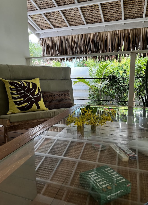 Villa Paorie By The Sea In Bora Bora House And Garden With Private Pontoon. - Bora-Bora