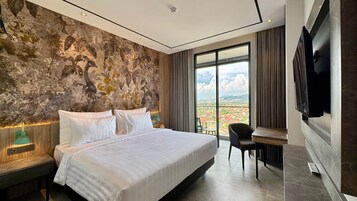 Quarto casal luxo, 1 cama King, para não fumantes | Cofres nos quartos, cortinas blackout, quartos à prova de som