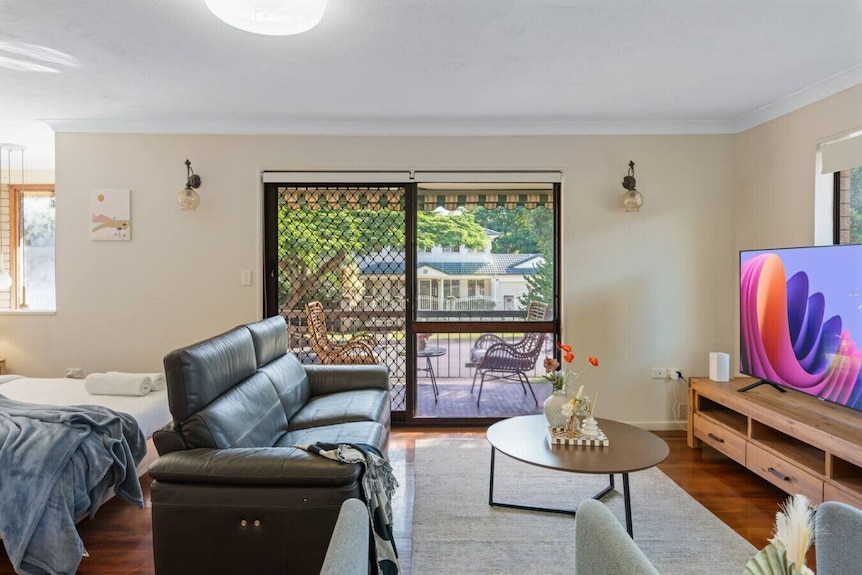 Top Value | Dual-living Sleep 15 | Great Location -