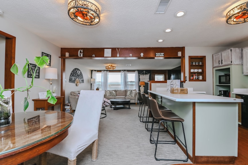 Relax In Waterfront Cottage With Arcade Game & Kayaks Near Dining & Attractions - Peoria, IL