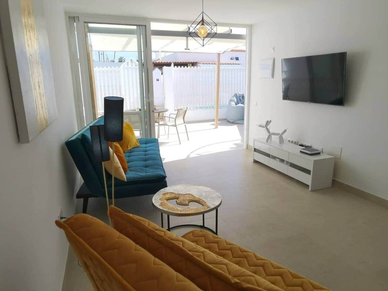 Stylish 2 Bed Bungalow By Pride Holiday Rentals - Playa del Inglés