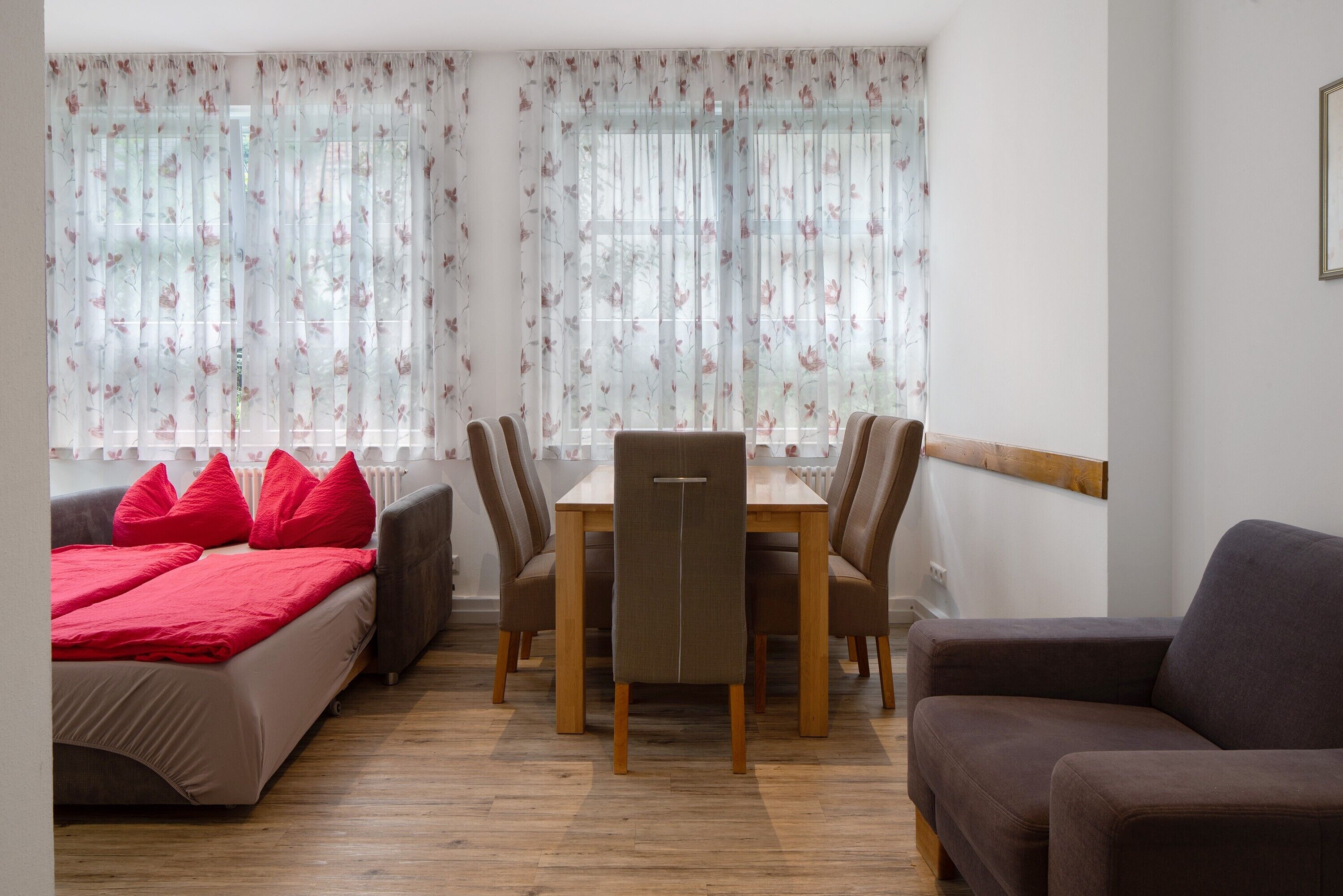 Appartement '6, 60qm' Avec Terrasse Partagée, Balcon Et Wi-fi - Schlossberg