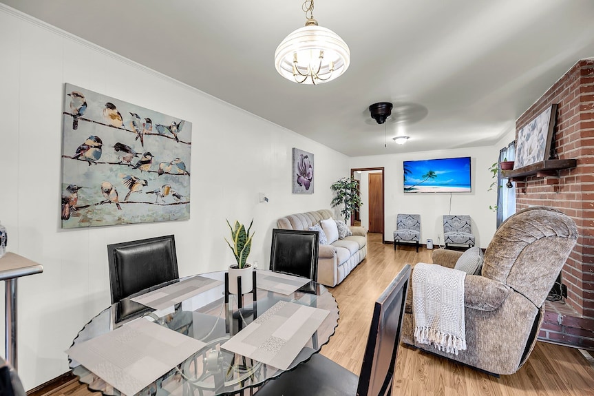 3br Charleston Gem Big Yard & Parking - Charleston, SC