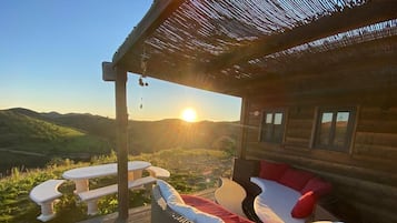 Chalé, vista para a montanha | Terraço/pátio interior