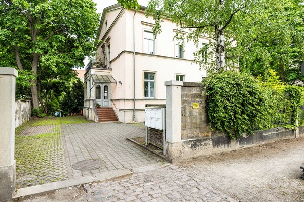 Nora Dresden Hauptbahnhof - Dresden