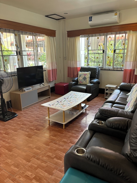 The Garden House\na Large Family House, Fully Furnished And Equipped. - Chiang Rai