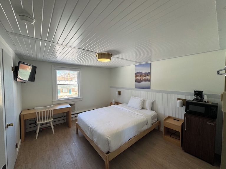 Queen Room - Sqr - Saranac Lake, NY