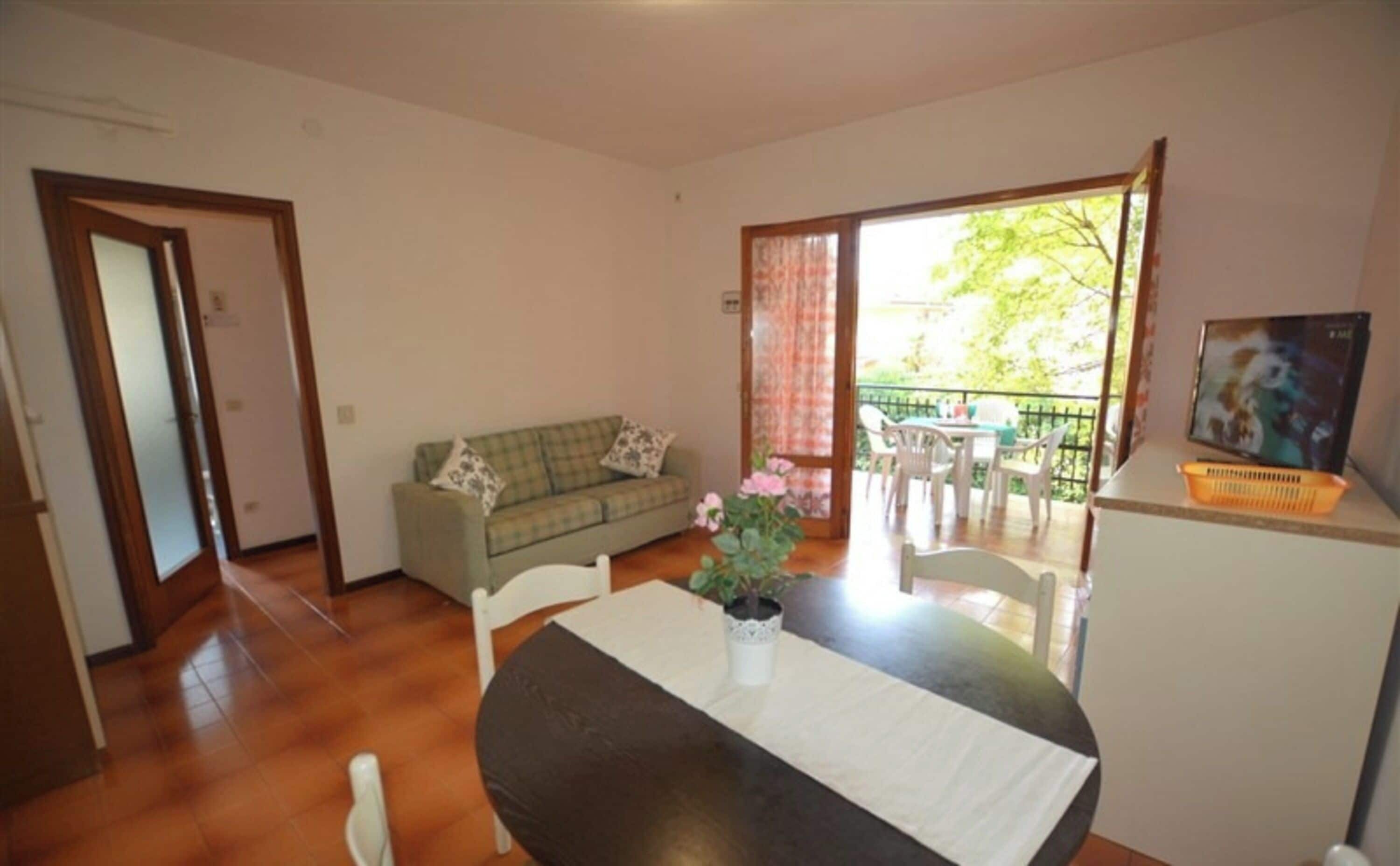 Comfortable Three Room Apartment In Lignano With Parking - Lignano Riviera