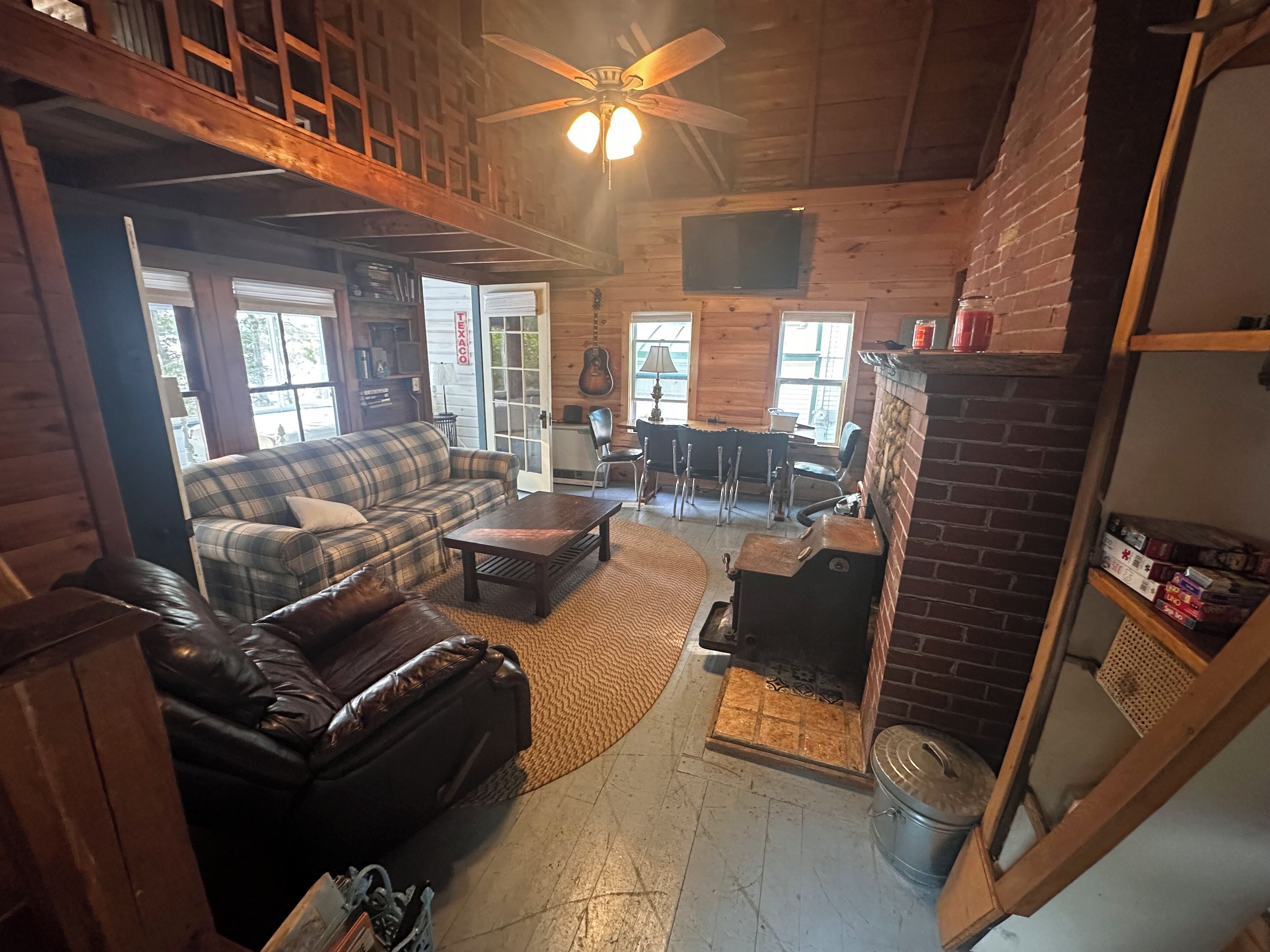 Charming 3-bedroom Waterfront Cottage With Ac, Wifi And Spectacular Sunset Views - Augusta, ME