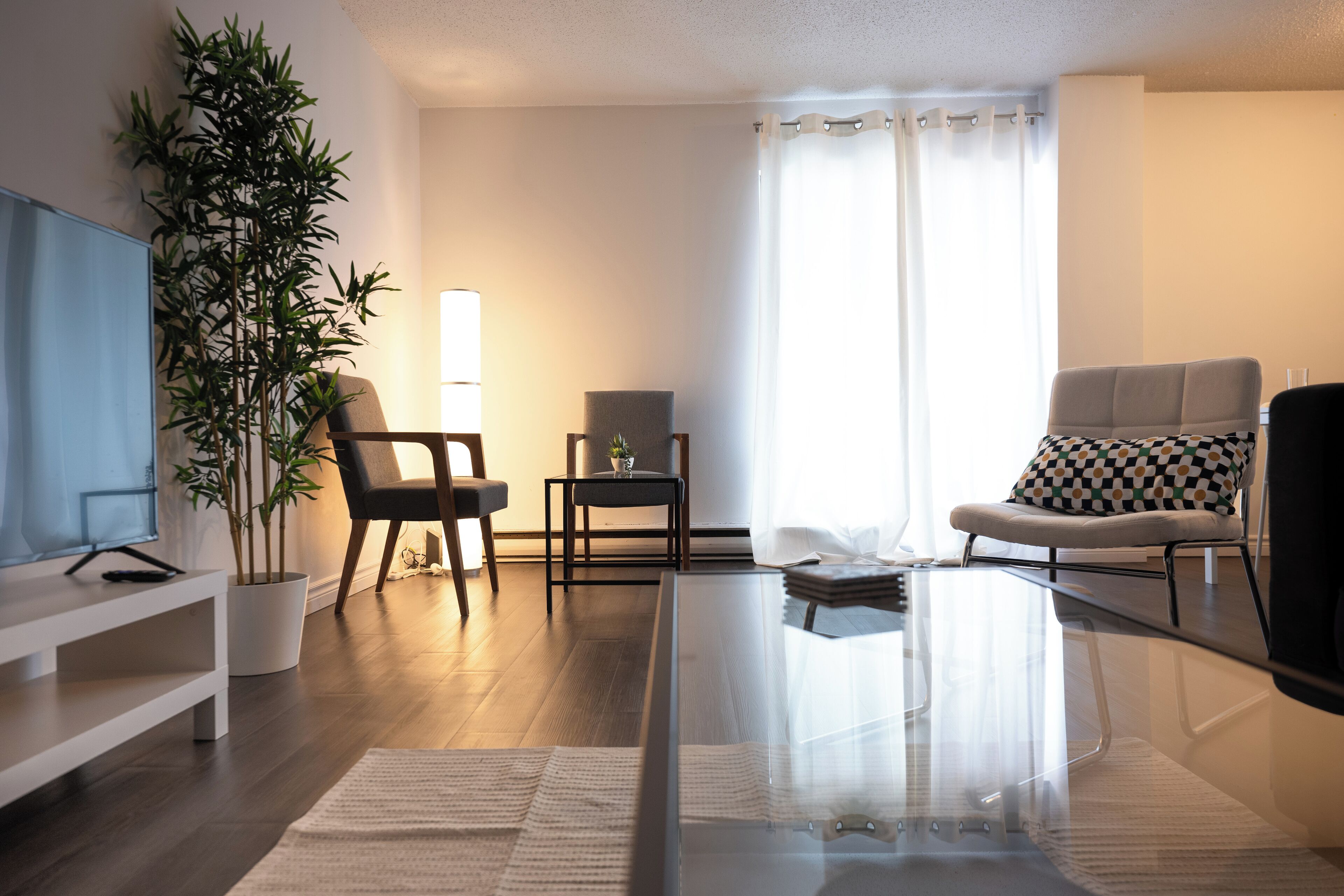 Central And Spacious 1 Bedroom In Downtown Montreal - Saint-Lambert