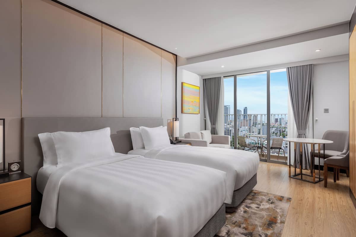 Estúdio Deluxe, 2 camas individuais, Vista para a cidade | Wi-fi grátis