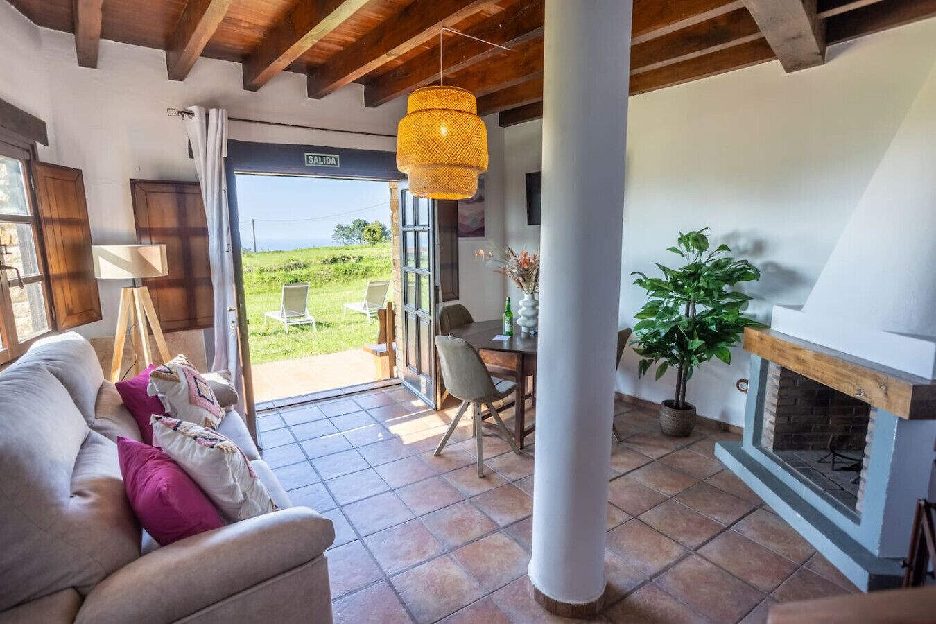 Enjoy A Great Time With Family & Friends At Coast - Asturias