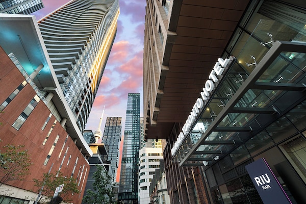 Hotel Riu Plaza Toronto - Toronto