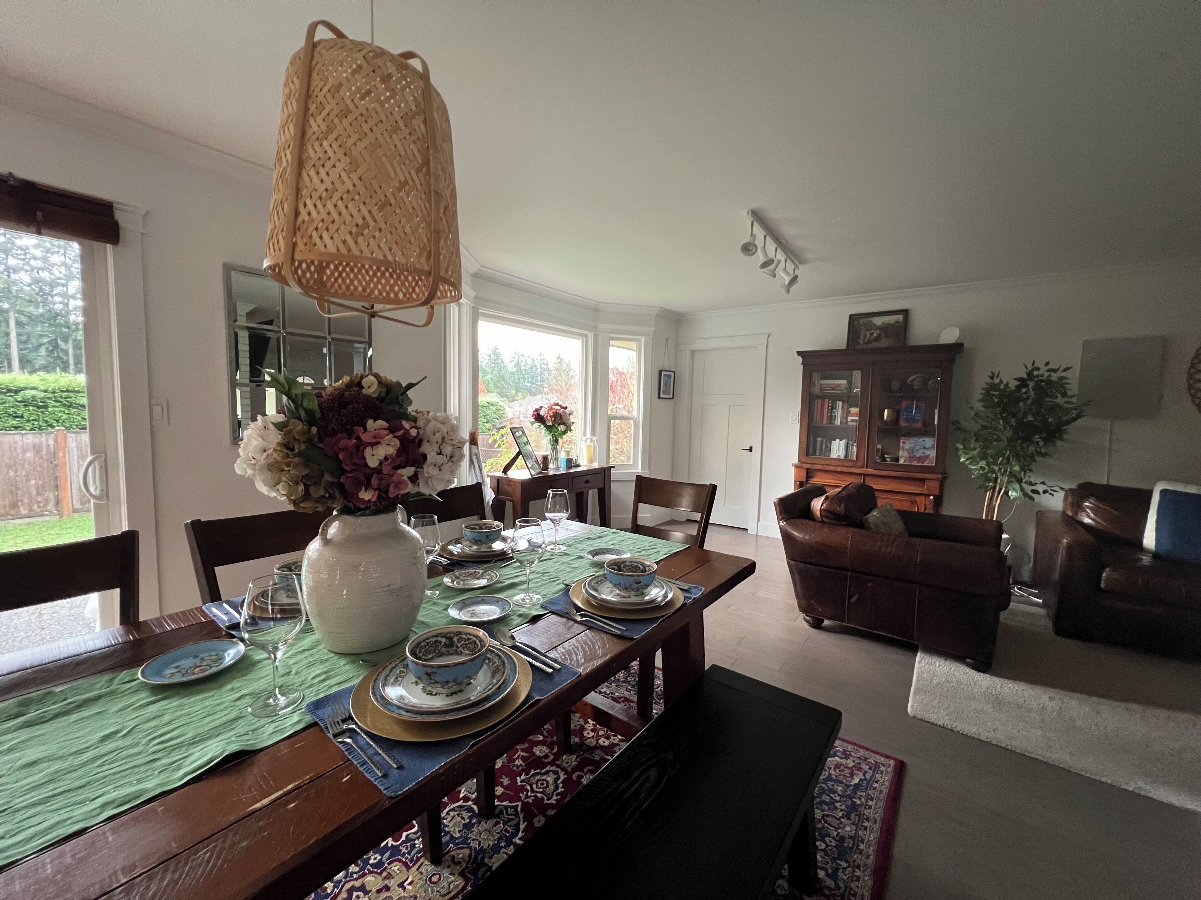 Lf Guesthouse -  Calm Mornings, Cozy Nights! - Nanaimo