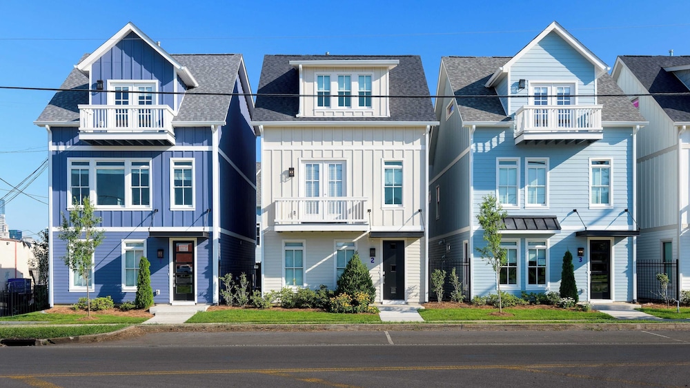 Sleeps 36 3 Homes, Minutes To Downtown+broadway 12bdr Group Getaway In Nash! - Nashville, TN