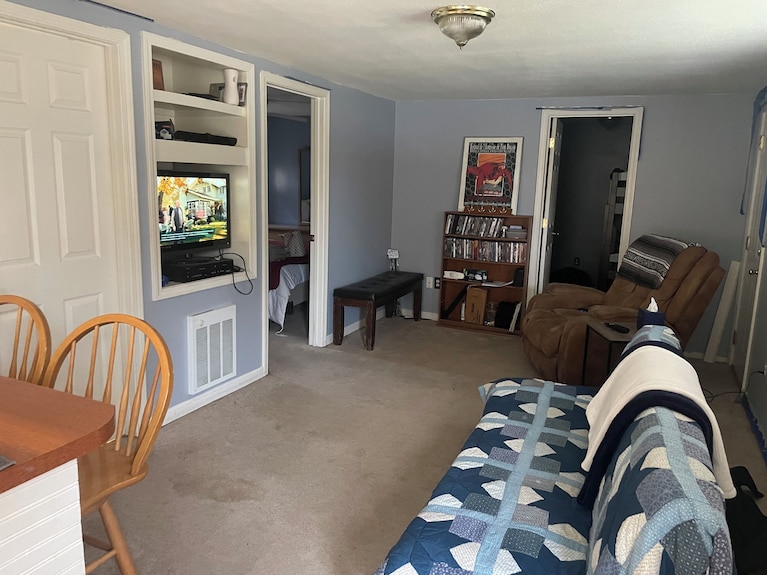 Fabulous Cabin With Ac In Charming Tamms - Illinois