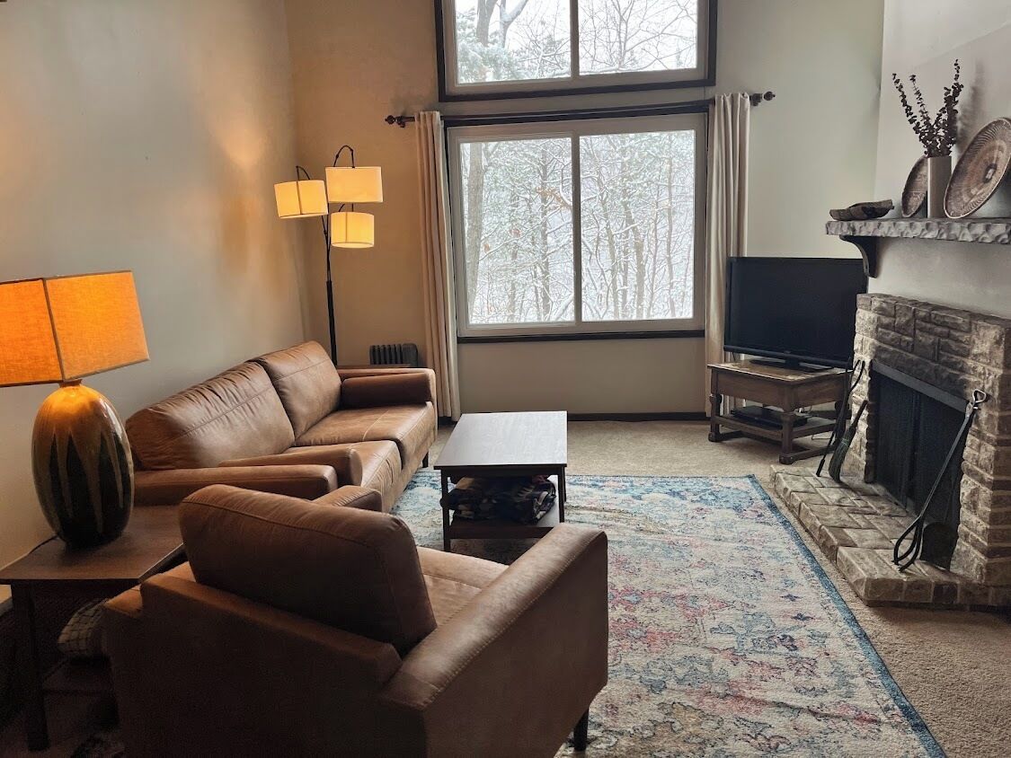 Charming 3-bedroom Townhome With Ac, Wifi In Fabulous Mcgaheysville - Massanutten, VA