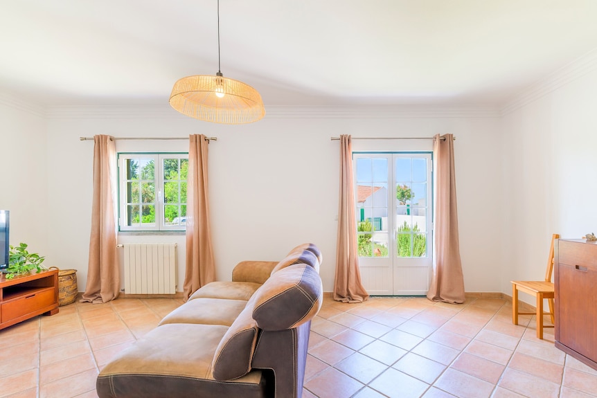 Villa 'Nelson E Esperanca' Avec Terrasse Privée, Jardin Privé Et Wi-fi - Vila Nova de Milfontes