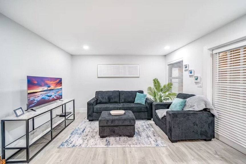 Tropical Paradise + Pool & Patio - Fort Lauderdale