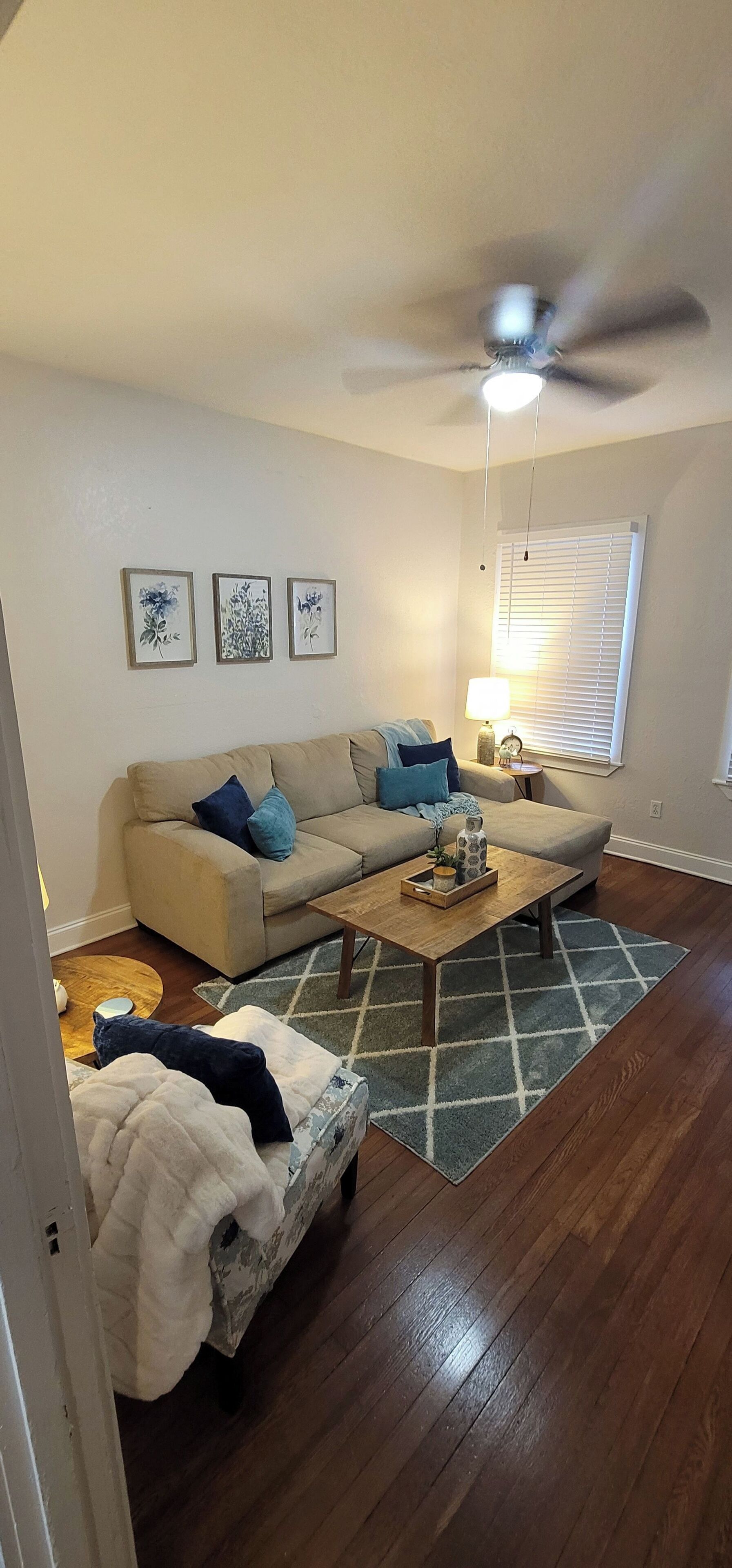 Suite 12 - Casablanca Of Hyde Park - Pinellas County, FL