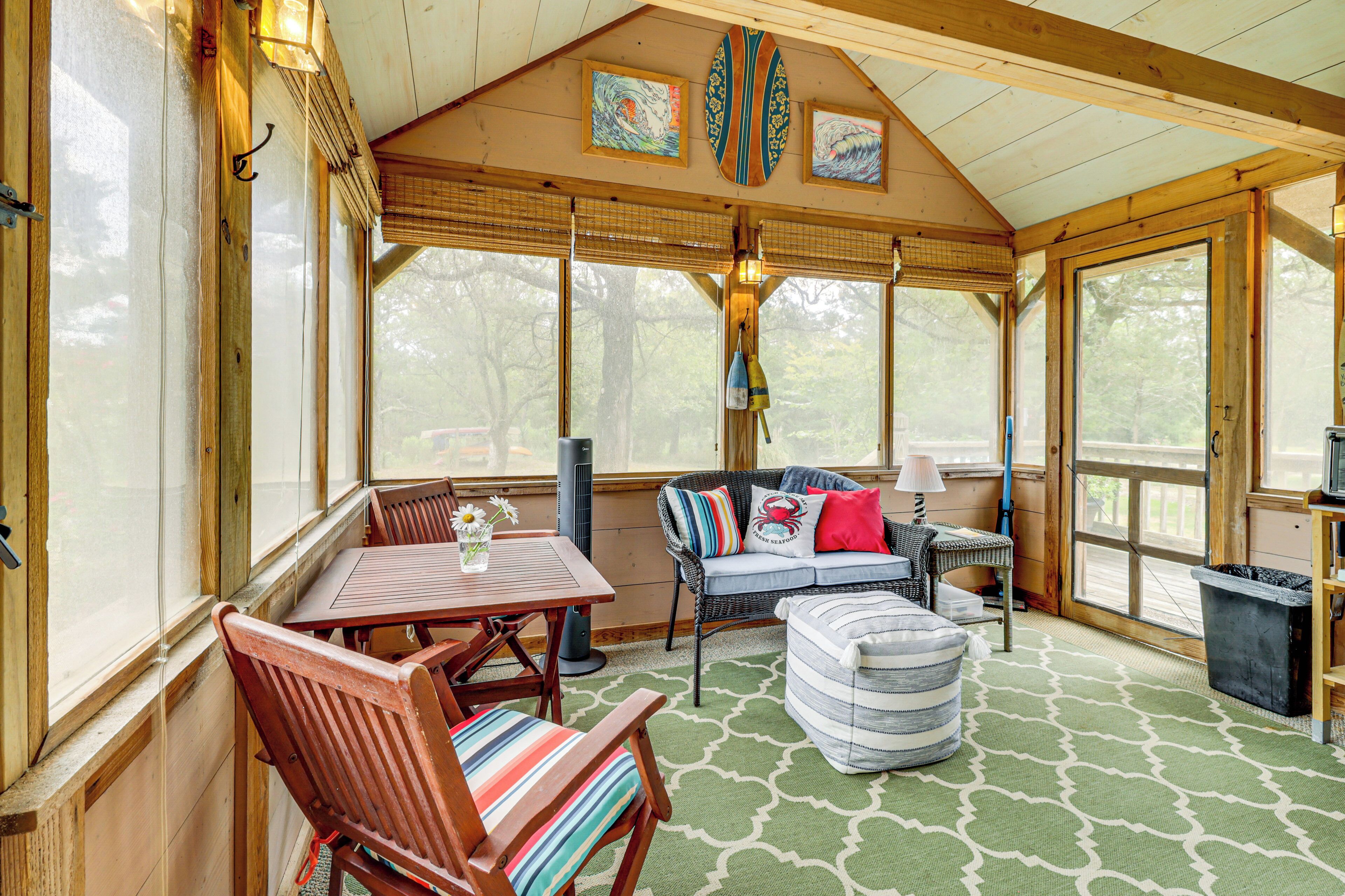 Hot Tub Haven: Creekside Cabin In Frisco! - Frisco, NC