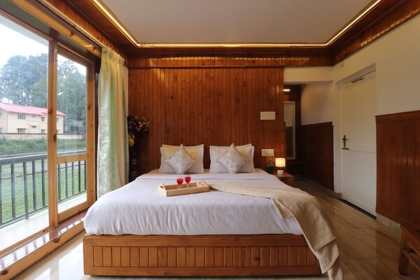 Hotel Green Oak - Nainital