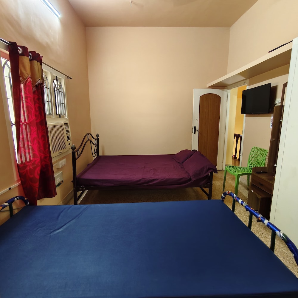 Square & Dormitory Stays - Tirunelveli