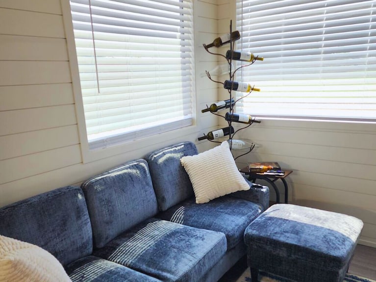 La Rioja Station | Patio | 1br | Wine Escape - 프레더릭스버그