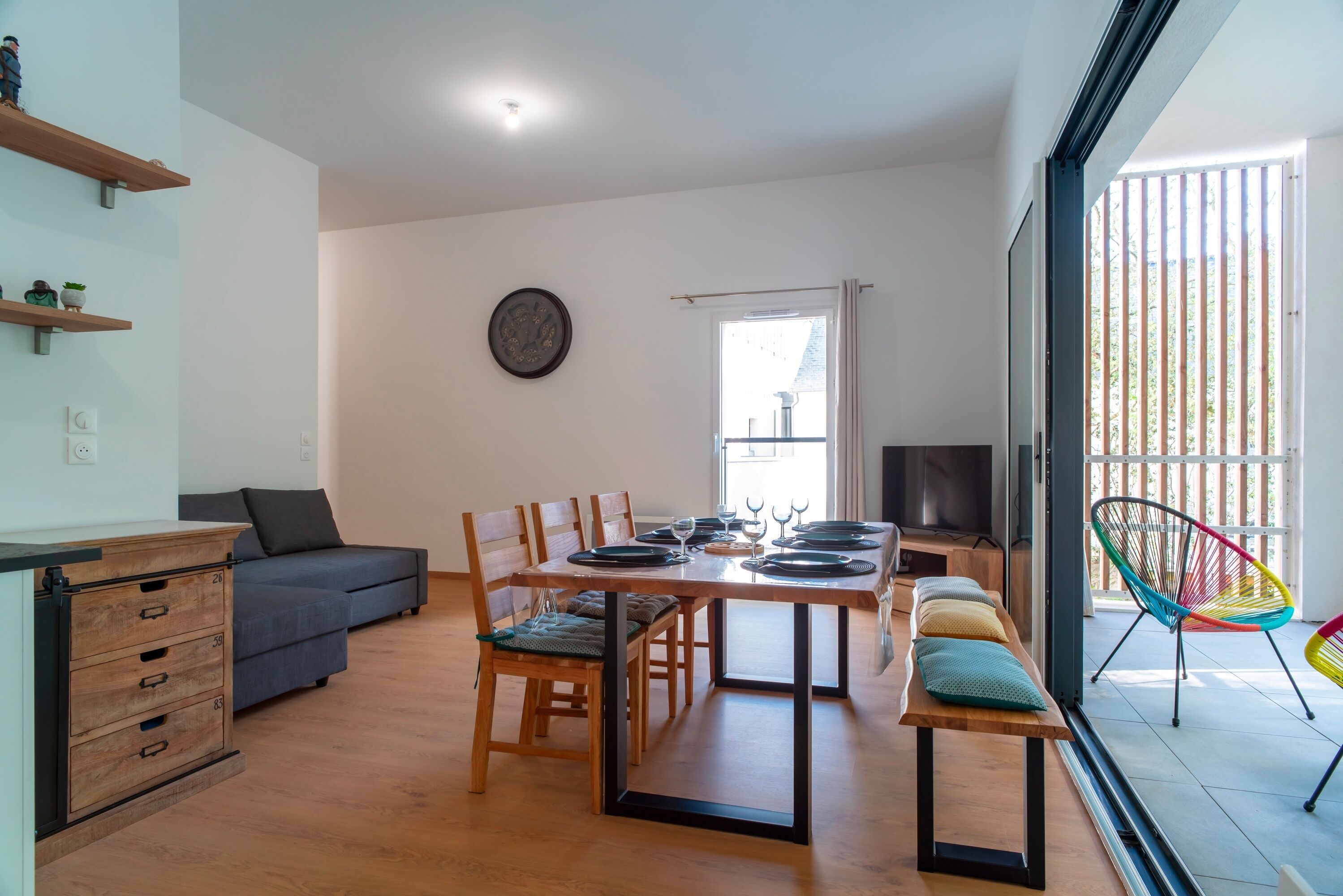 Au C103 - La Vie Est Belle - Le Palais