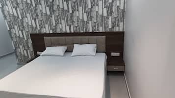 Quarto Duplo Standard | Secretária, Wi-fi grátis