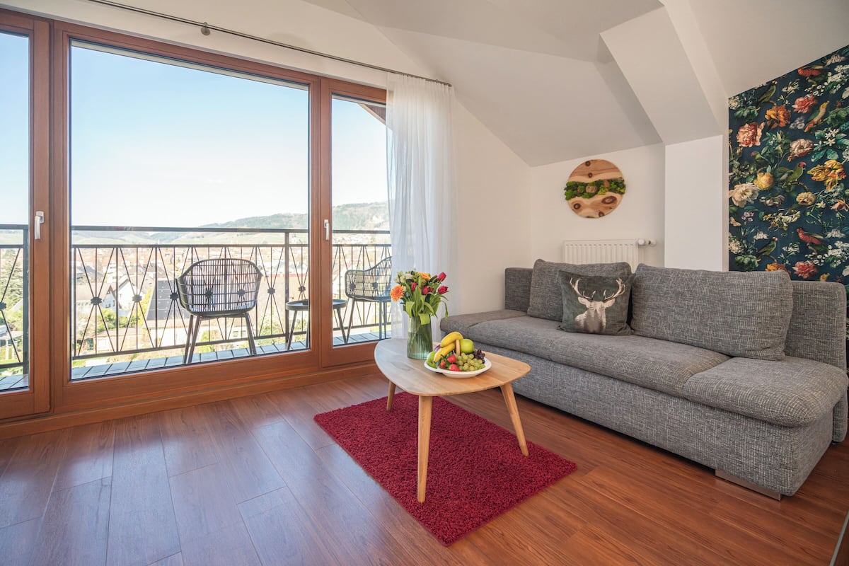 Quarto casal superior, vista para o vale | Wi-Fi de cortesia, roupa de cama