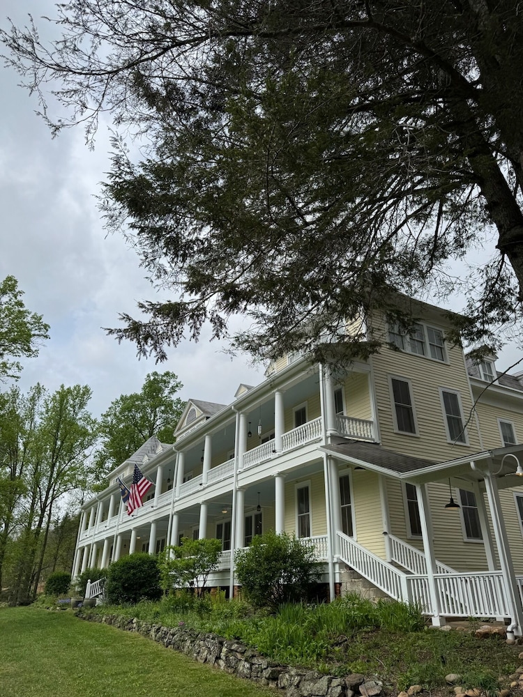 Balsam Mountain Inn - Sylva, NC